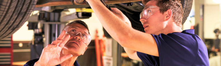 What is an Apprenticeship or Traineeship? | MRAEL Guide